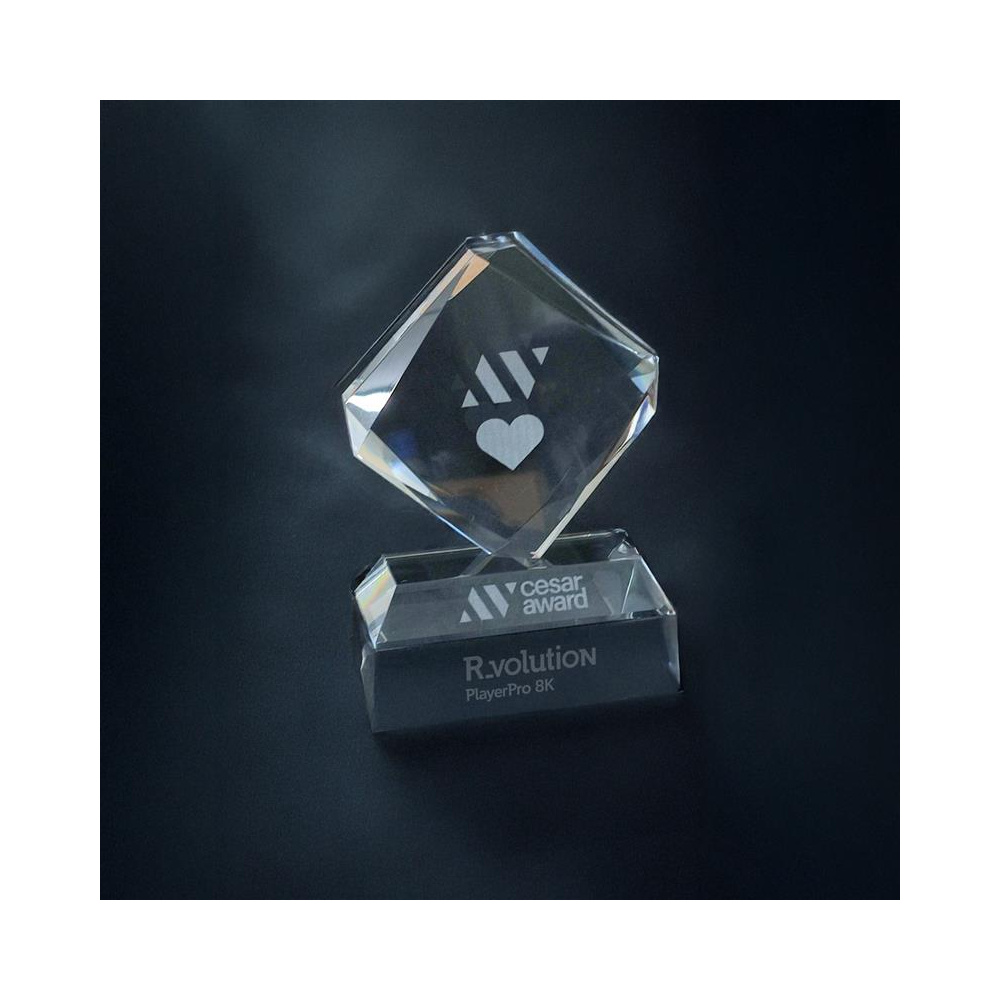 R_VOLUTION PLAYER PRO 8K